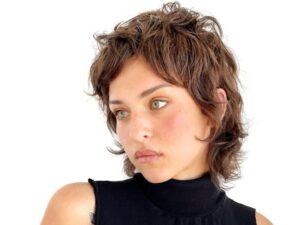 El corte mullet para mujer: Una tendencia que rejuvenece